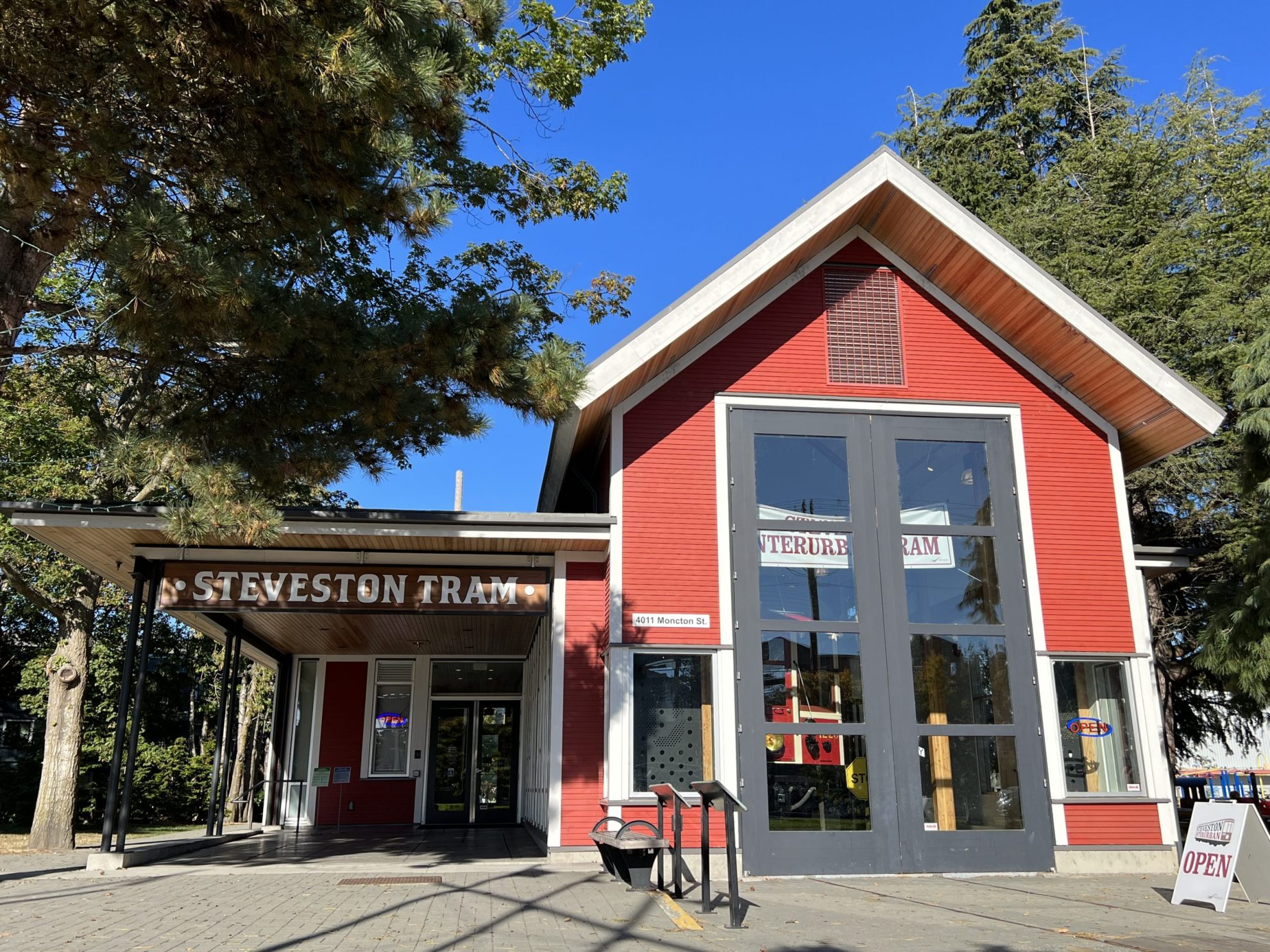About - Steveston Tram - Richmond, BC